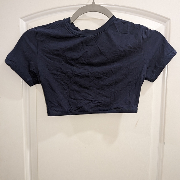 SKIMS | Tops | Nwt Skims Fits Everybody Super Cropped Tshirt In Navy ...